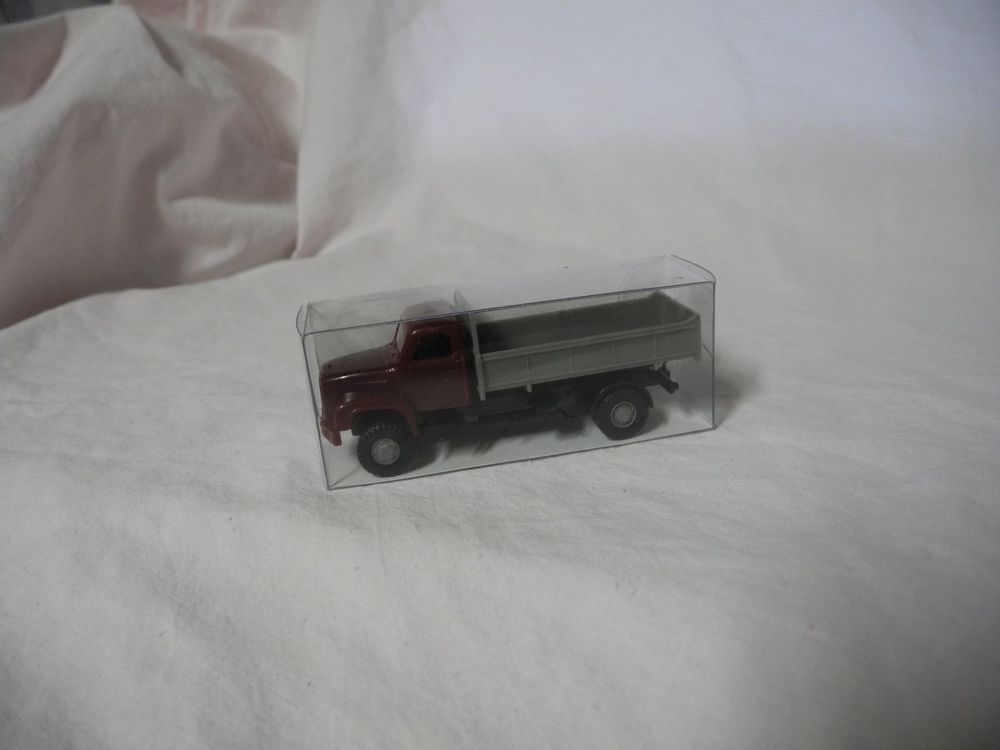 SAURER TRUCK NO. 28 BERNA 5V/D330-B KIPPER 1:87 MIB (Neu und ...