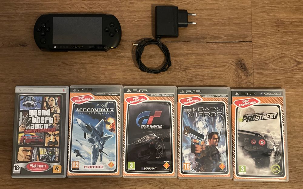 Sony PSP + 5 Spiele (Gebraucht) in für CHF 62 – mit Lieferung auf ...