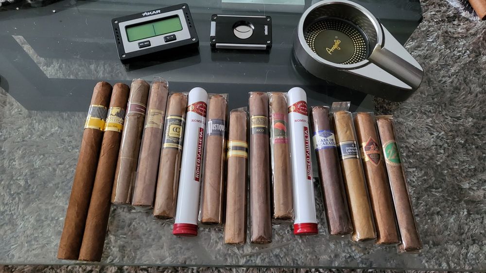 NP 350.- 15 Zigarren, Cohiba Esplendidos, Aschenbecher etc. | Kaufen ...