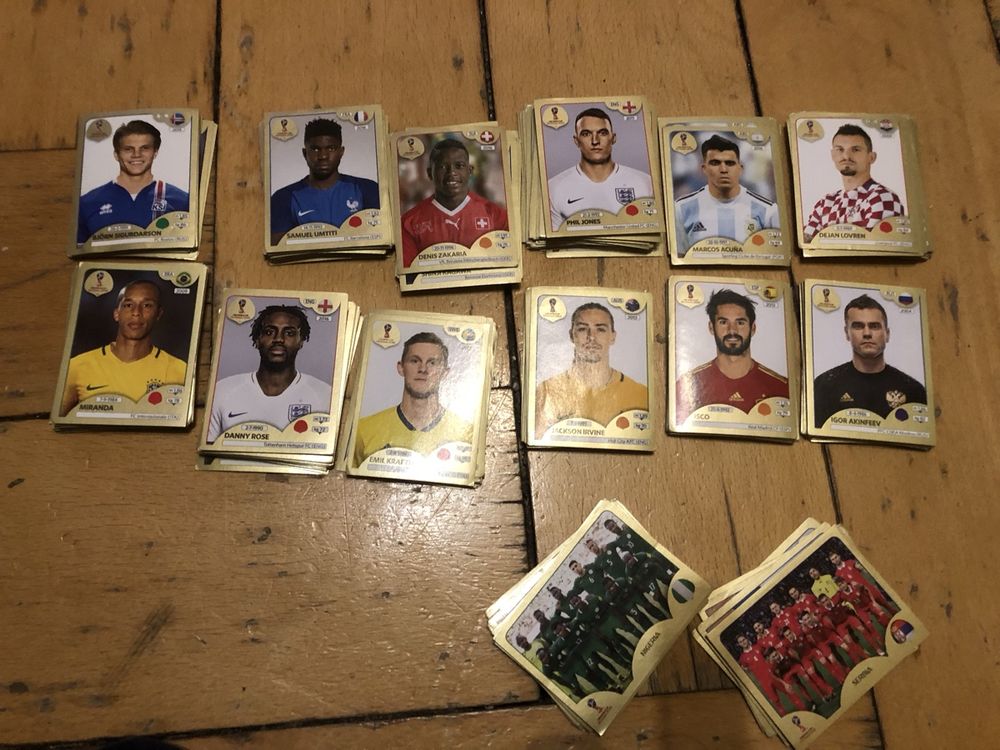 Panini WM 2018 -Gold Edition -200+ Bilder (Gebraucht) in Wädenswil für ...