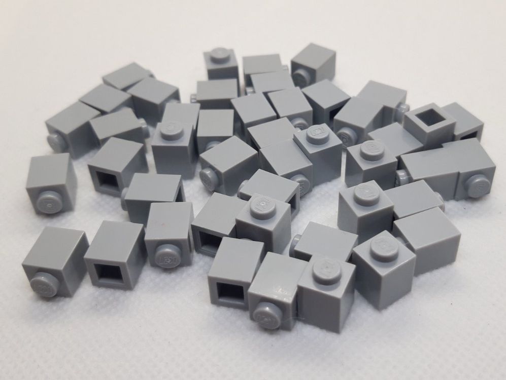 Lego 45 Stk. Brick 1x1 (hellgrau) | Kaufen auf Ricardo