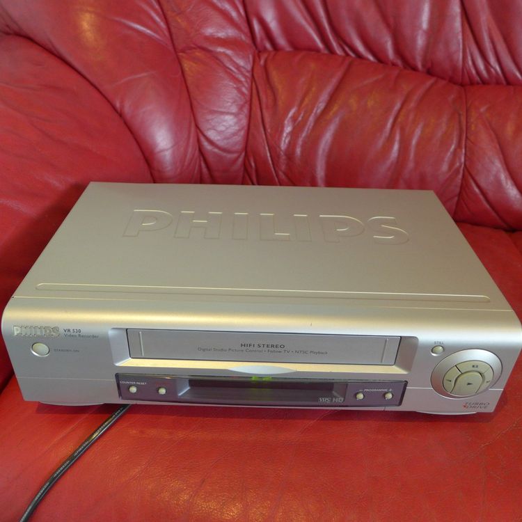 VHS Videorecorder Philips - VR 530 (Gebraucht) in Beringen für CHF 35 ...