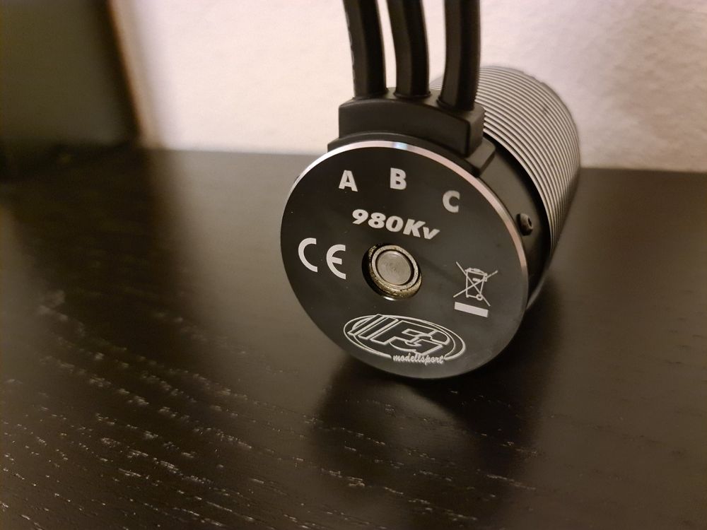 FG Elektromotor 980KV Brushless, 7902/01 (Gebraucht) in Rothrist für ...