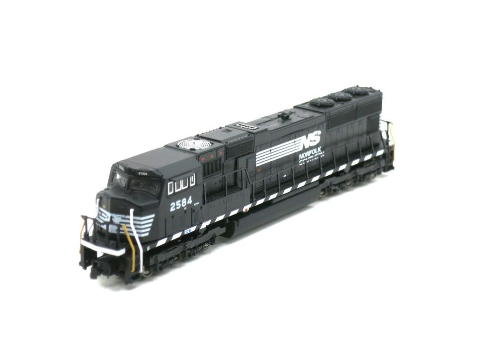 AZL 6101 Six-axle SD70M locomotive NS #2584 by Ajin Korea! (Neu (gemäss ...