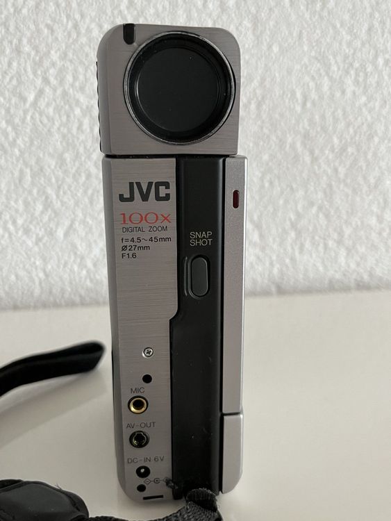 JVC GR-DV1 Camcorder digital miniDV (Defekt) in für CHF 65 – mit ...