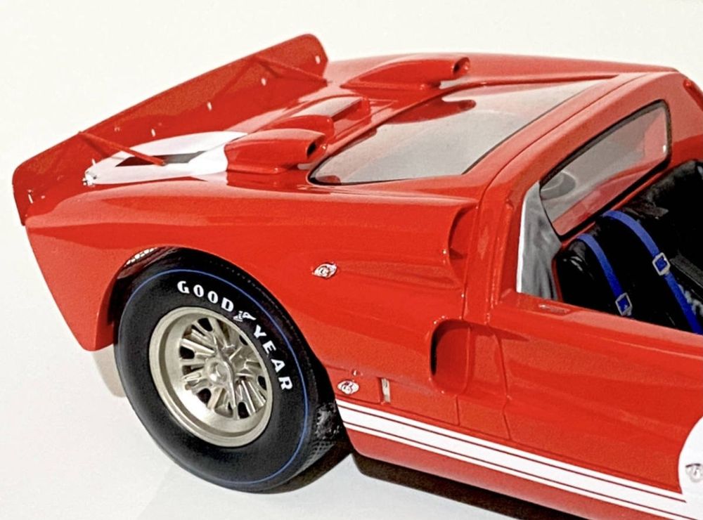 Ford GT40 X1 MKII Winner Sebring 66 Miles/Ruby 1:18 Spark | Kaufen auf ...