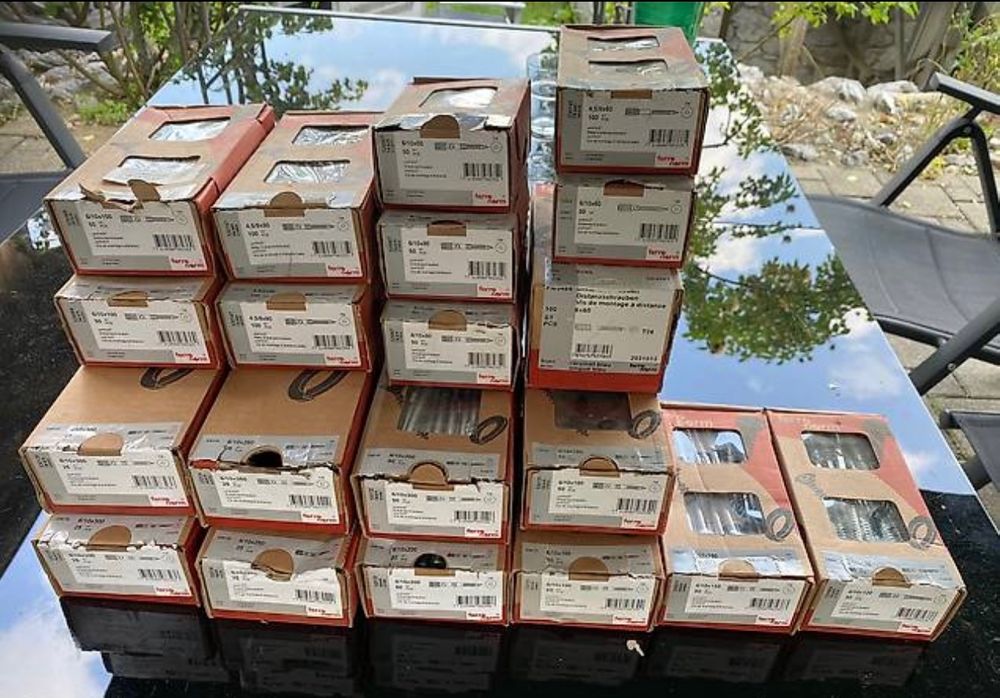 Distanzschrauben ferronorm (Gebraucht) in Spiez für CHF 200 – nur ...