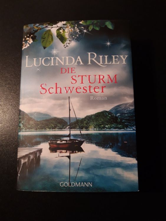 *Die Sturmschwester* Lucinda Riley / TB (Gebraucht) in Brütten für CHF ...