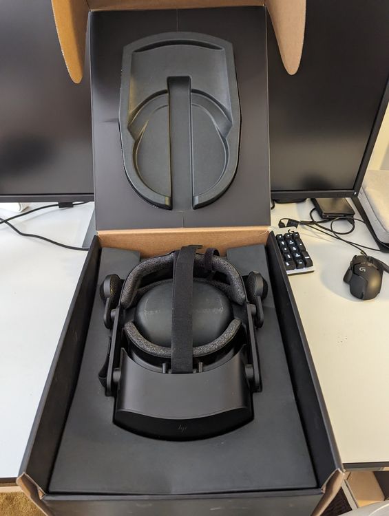 HP Reverb G2 V1 inkl. 2 Motion-Controller (Gebraucht) in Altishofen für ...