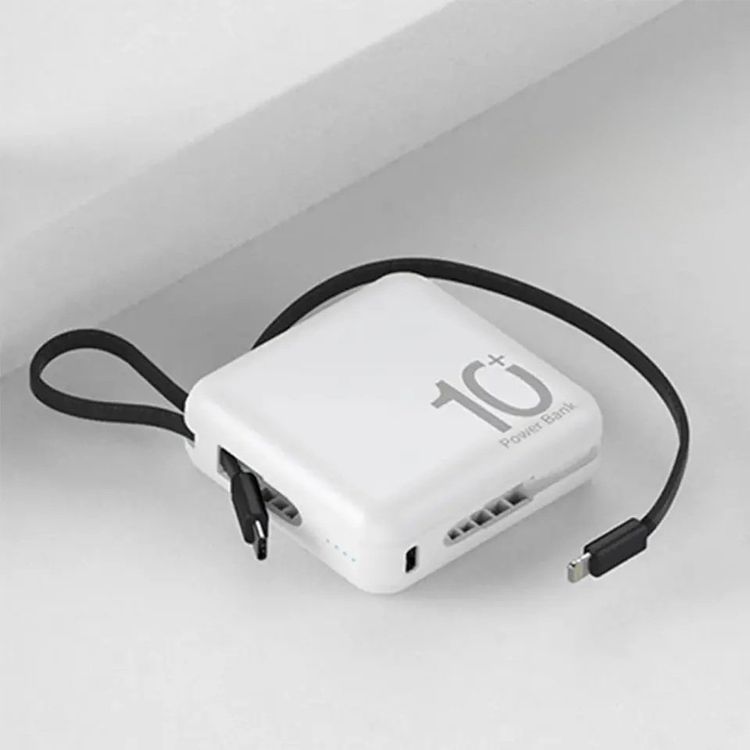 Kompakte Powerbank mit USB C und Lightning Stecker FABRIKNEU | Kaufen ...