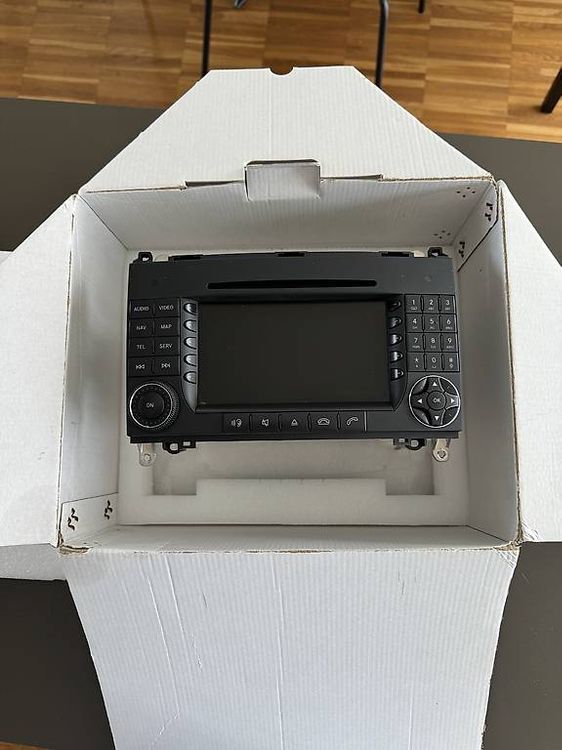Mercedes Benz Original Radio Navi Comand APS (Gebraucht) in Binz für ...