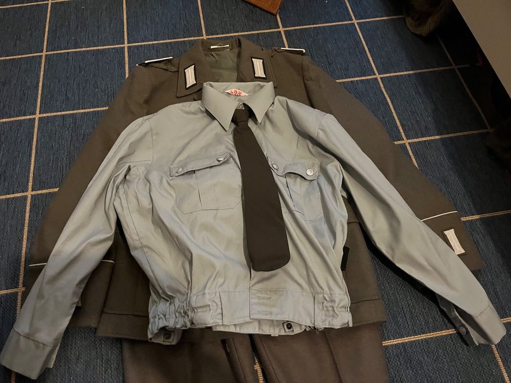 NVA uniform komplett DDR uniforme est allemand | Acheter sur Ricardo