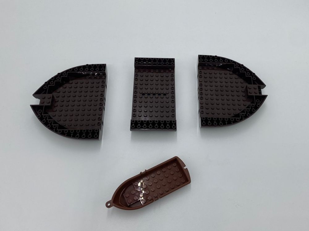 Lego Piratenschiff-Teile + kleines Boot (Gebraucht) in Schlatt TG für ...