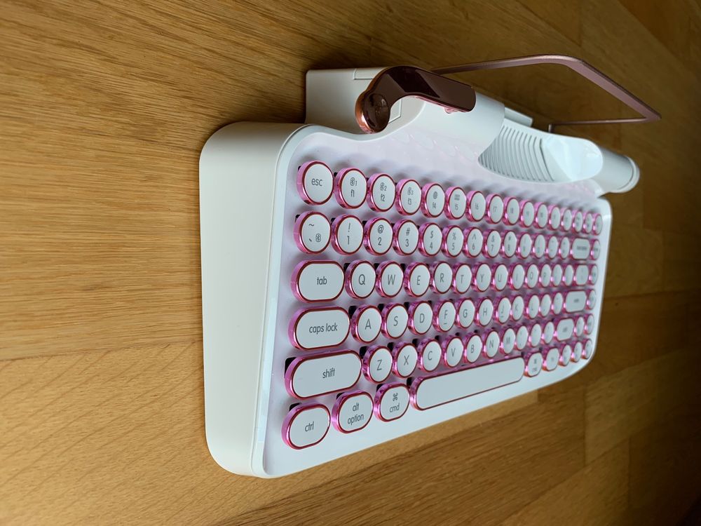 Rymek Chic Mechanical Keyboard (Gebraucht) in Dübendorf für CHF 55 ...