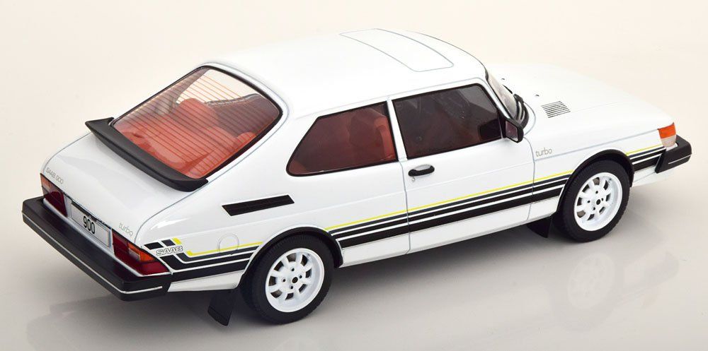 Saab 900 Turbo / 1:18 MCG weiss/Dekor (Neu und originalverpackt) in ...