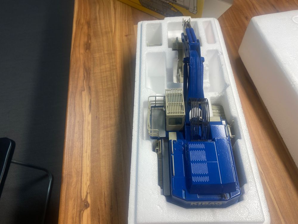 Conrad R984 Raupenbagger 1:50 KIBAG (Neu (gemäss Beschreibung)) in Fehraltorf für CHF 355 – mit ...
