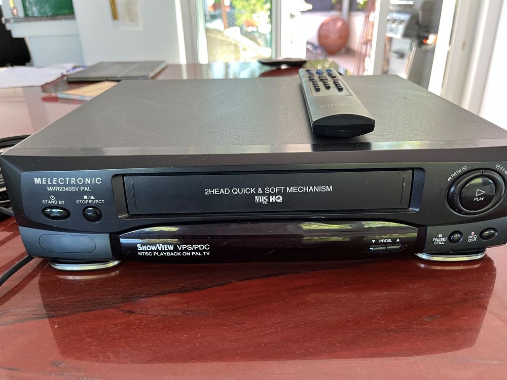 VHS Videorecorder melectronics mit Fernbedienung | Kaufen auf Ricardo