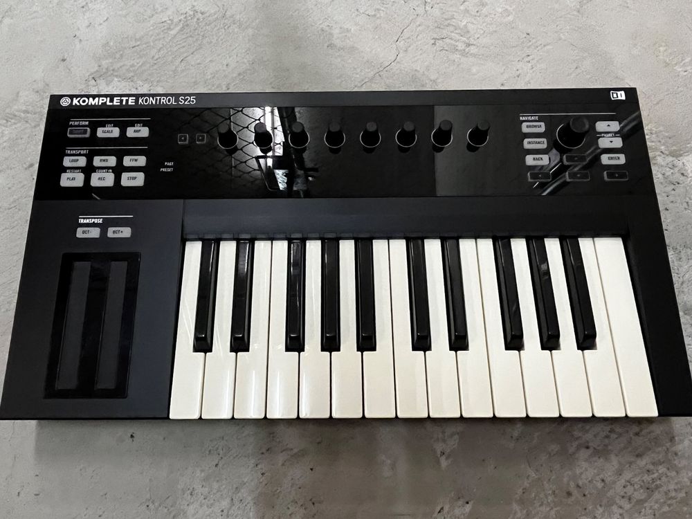 Native Instruments Komplete Kontrol S25 (Gebraucht) in Küsnacht ZH für ...