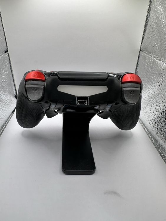 Scuff Impact Ps4 Carbon (Defekt) in Schnottwil für CHF 10 – mit ...