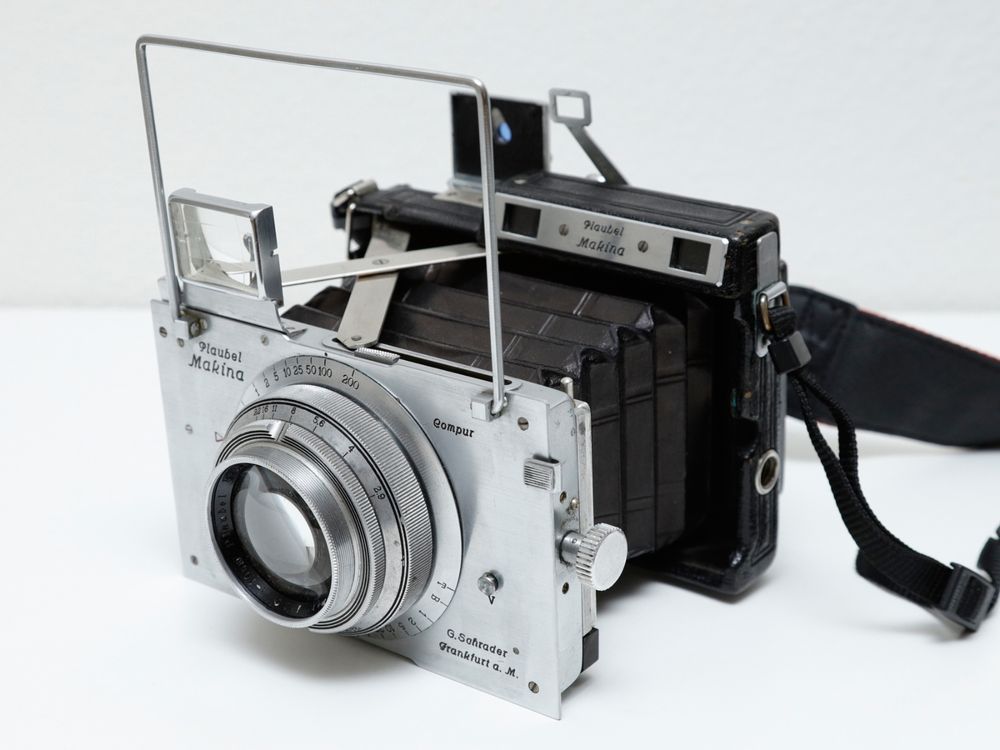 PLAUBEL MAKINA compur INKL. 2 OBJEKTIVE und filter 6x7 (D'occasion) à ...