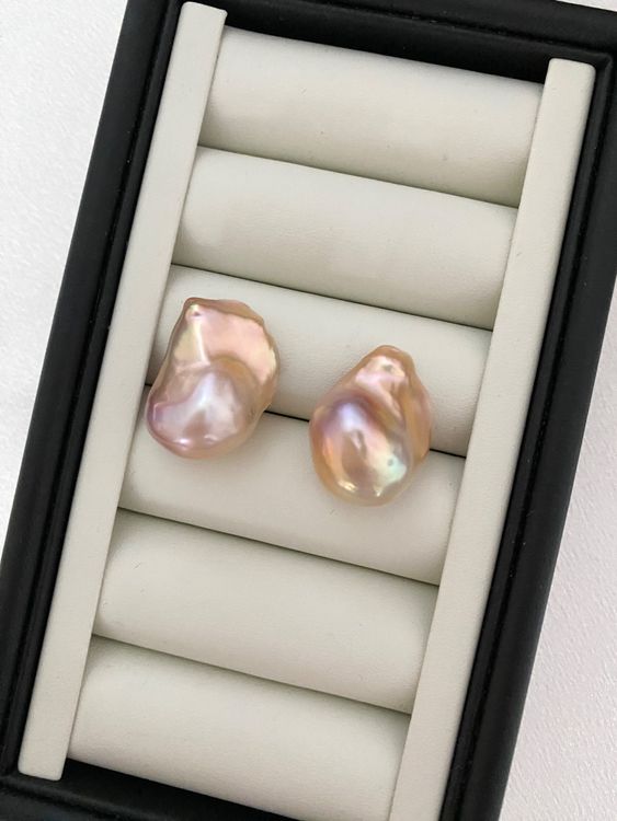 Barock Süsswasserperlen Ohrstecker (Neu und originalverpackt) in Sarnen für CHF 100 – mit ...