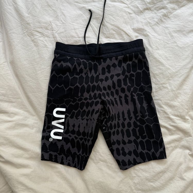 UVU Sporthose kurz Shorts Jogging (Gebraucht) in Bern für CHF 50 – mit ...