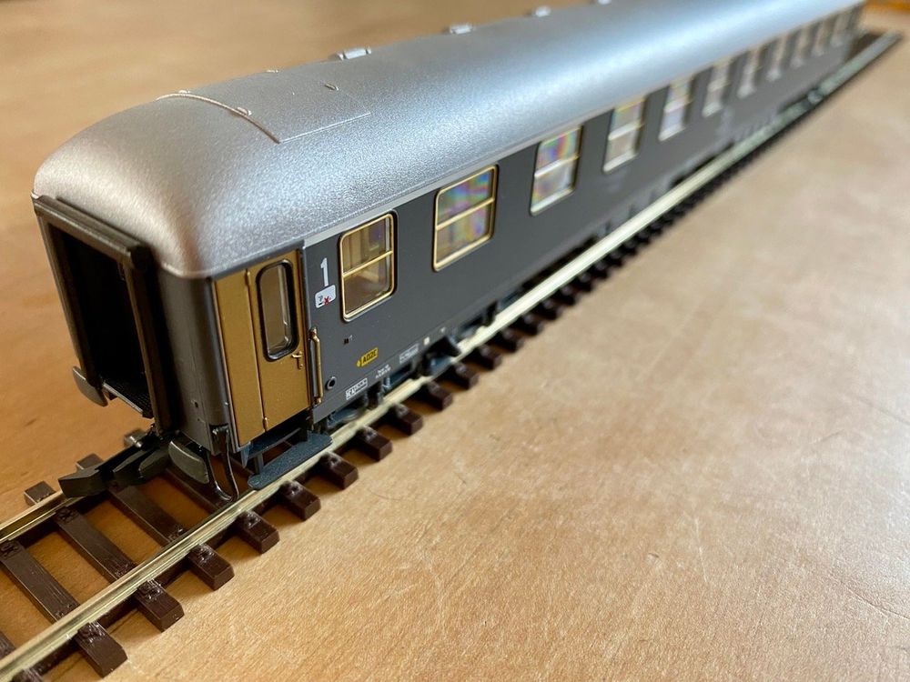 1 Reisezugwagen FS, grau, 1. Kl., Roco 44772, GS-Achsen | Kaufen auf ...