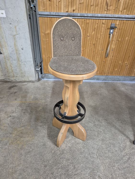Holz Barhocker mit Lehne, Drehfunktion, guter Zustand (Gebraucht) in ...