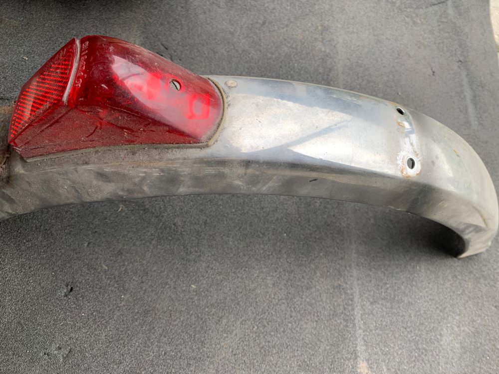 Scheunenfund Mofa Schirmblech mit Rücklicht (Gebraucht) in Rüegsau für ...