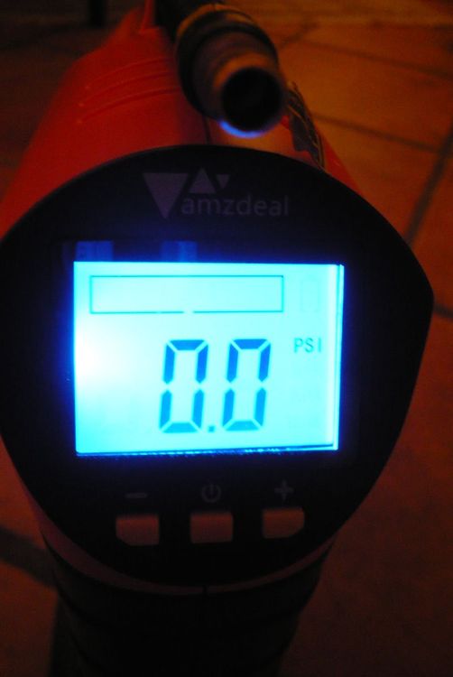 Portabler Luft Kompressor (Defekt) in Ruggell für CHF 5 – mit Lieferung ...