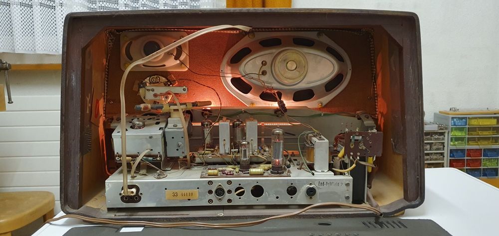 Röhrenradio LOEWE OPTA Magnet | Kaufen auf Ricardo