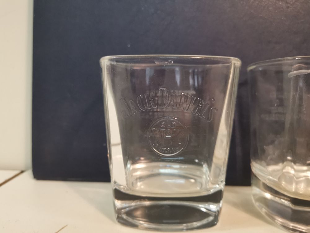 Jack Daniels Gläser (bar24) | Kaufen auf Ricardo