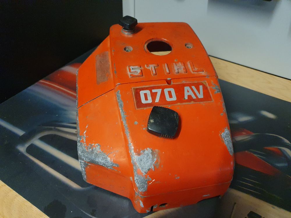 Stihl 070 AV Zylinderhaube (Defekt) in Hitzkirch für CHF 25 – mit ...