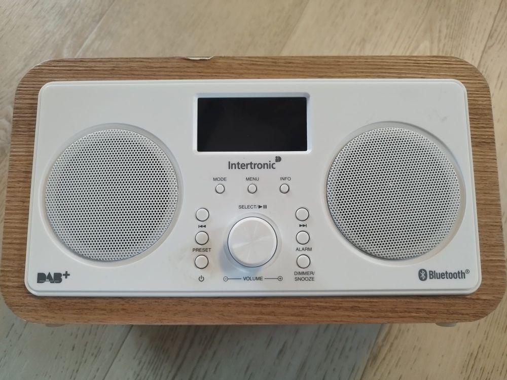 Radio DAB+ / FM Intertronic (Gebraucht) in Le Noirmont für CHF 37 – mit ...