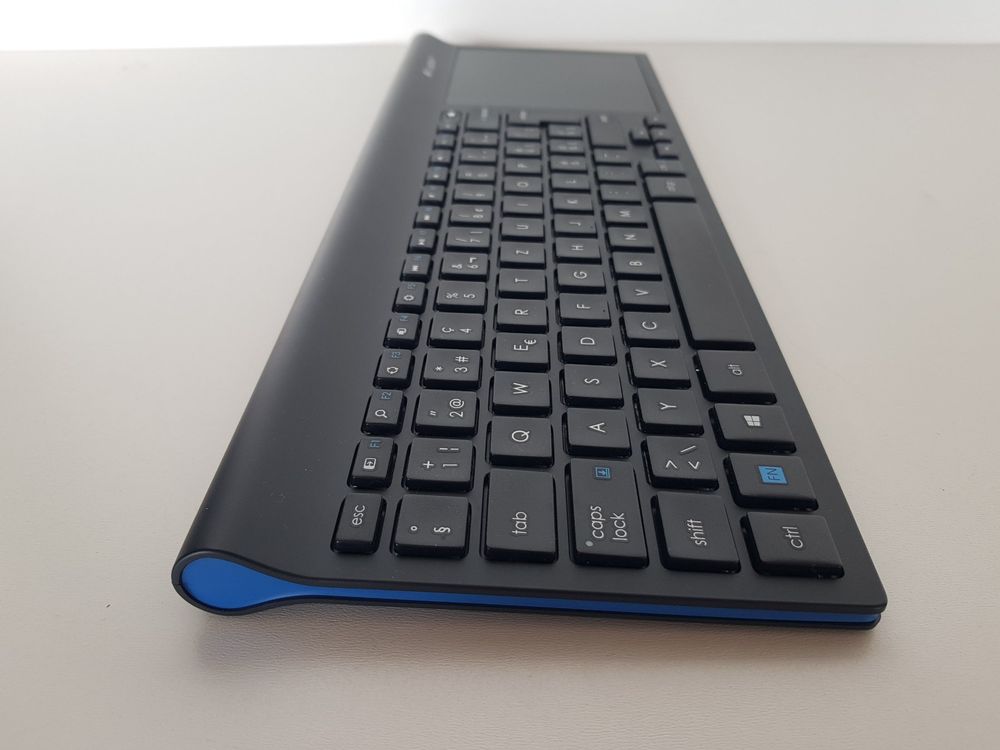 Logitech Wireless All-in-One Keyboard TK820 Tastatur (Neu (gemäss ...