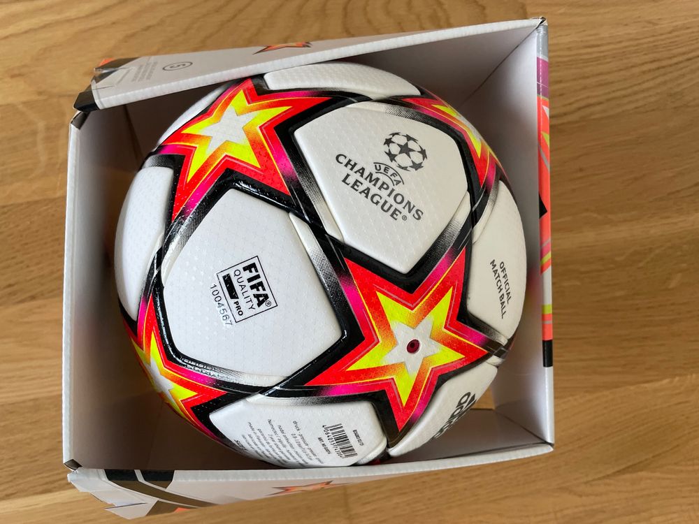ADIDAS CHAMPIONS LEAGUE 21/22 MATCH BALL 'PYROSTORM' (Neu und ...