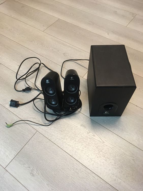 Logitech X-230 Aktiv Boxen mit Subwoofer | Kaufen auf Ricardo