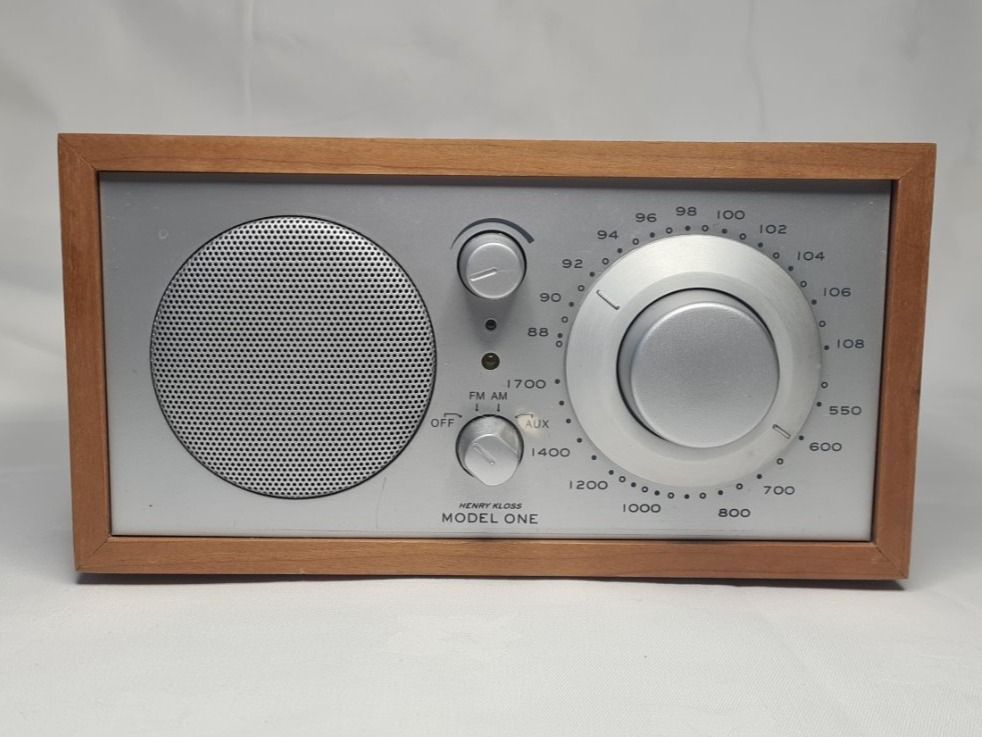 Henry Kloss Model One ( Tivoli Audio ) (Gebraucht) in für CHF 31 – mit ...