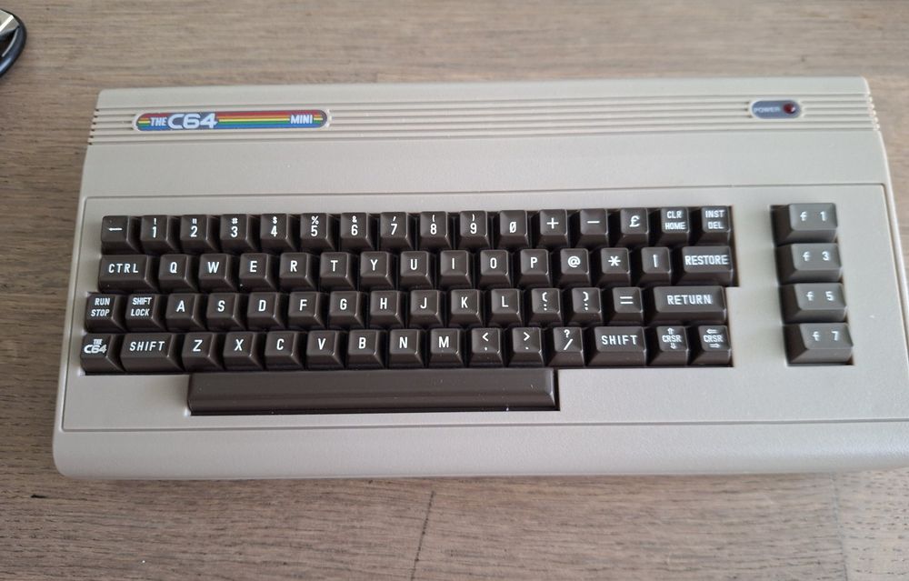 C64 Mini neu | Kaufen auf Ricardo
