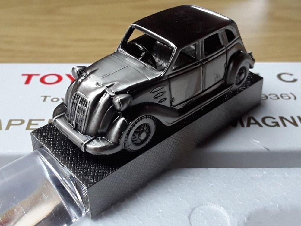 Toyota Model AA Sedan 1936 Paper Weight (Neu und originalverpackt) in ...