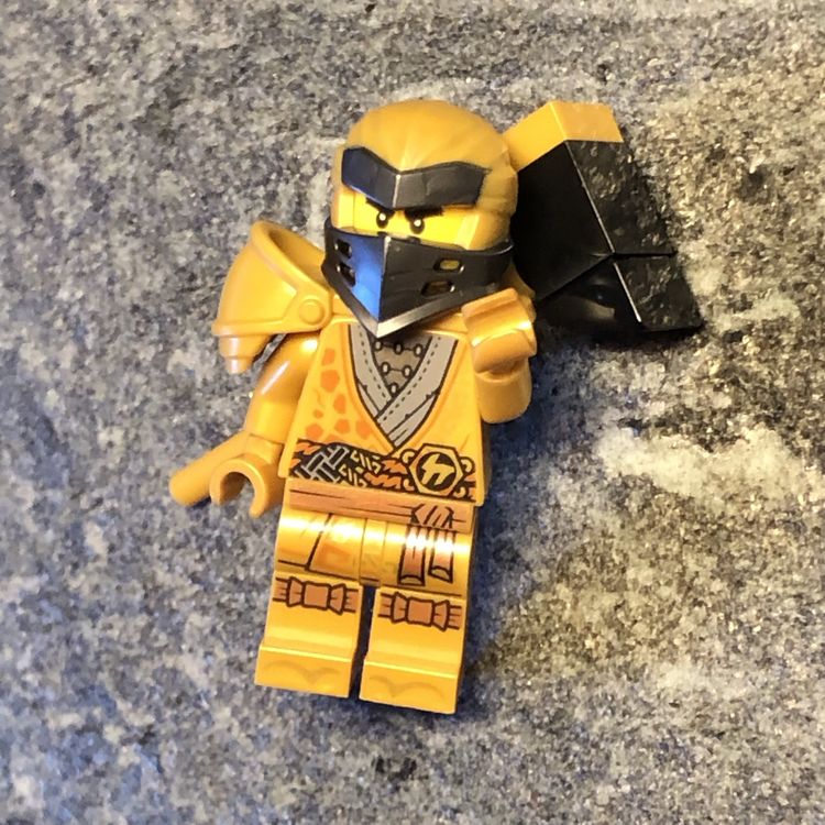 Lego Ninjago Figur Golden Ninja Lloyd | Kaufen auf Ricardo