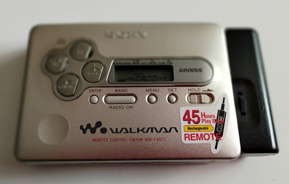 Sony WM-FX675 Walkman in OVP (Defekt) in Binningen für CHF 30 – mit Lieferung auf Ricardo kaufen