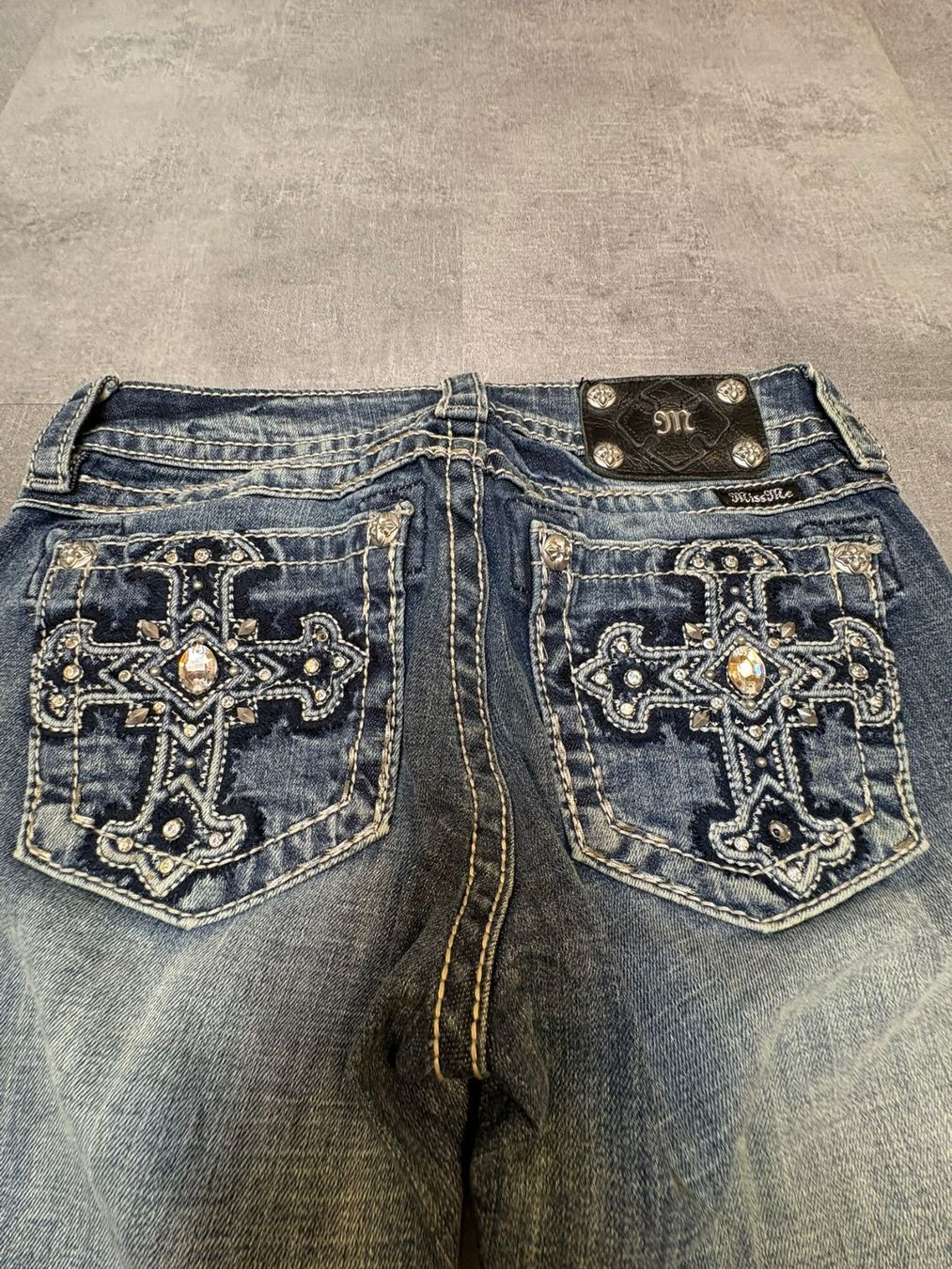 Miss Me Bootcut Jeans – Größe S/26 (Gebraucht) in Werdenberg für CHF 79 ...