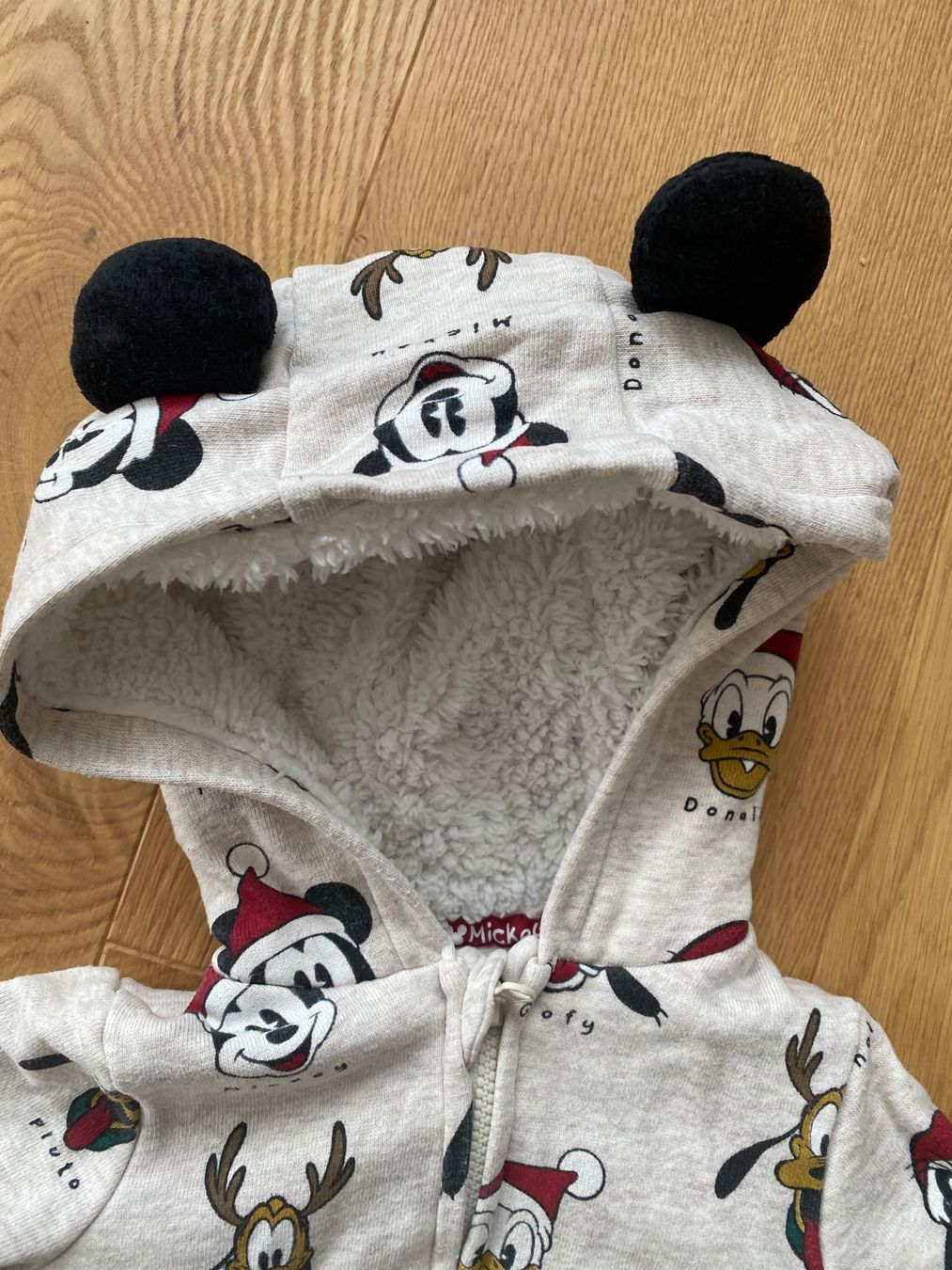 Herziger Disney Overall 80 (eher 74) (Gebraucht) in Einsiedeln für CHF ...