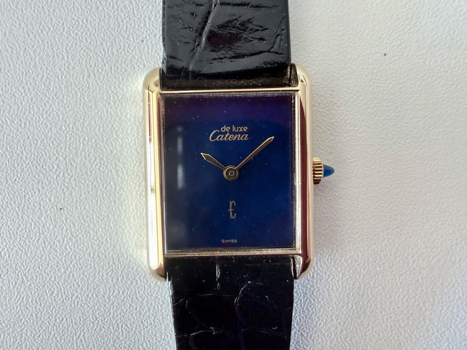 CATENA « Tank » type, MEDIUM, Plaqué, Cadran bleu étoilé (Neuf avec ...