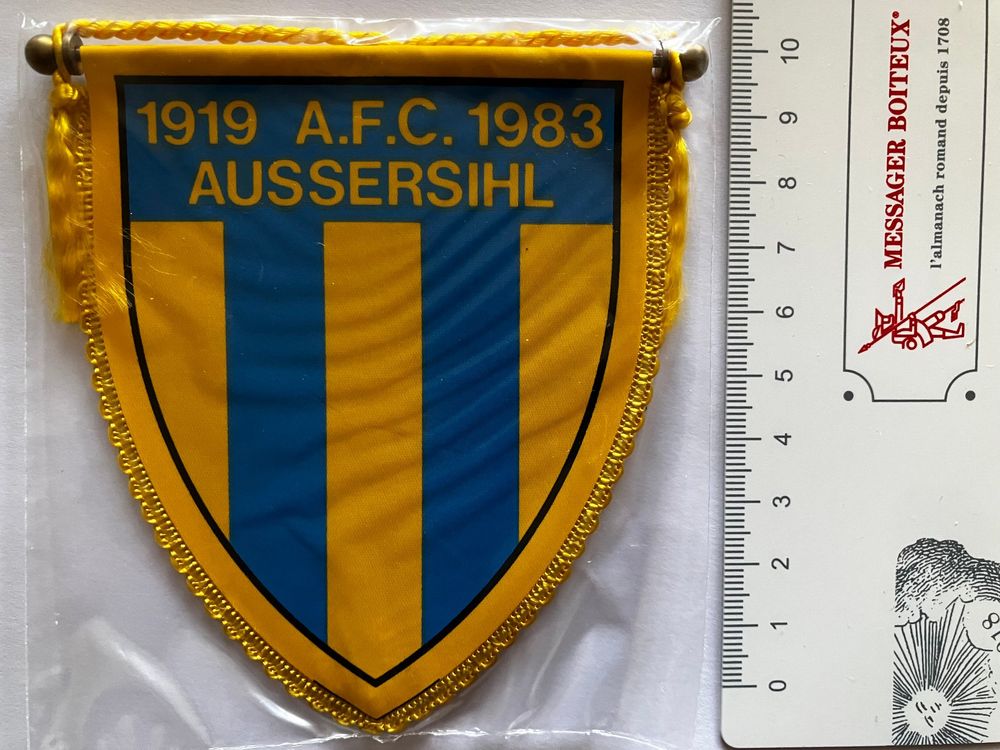 Vintage Fanion/Wimpel AFC AUSSERSHIL 1983 (Neu und originalverpackt) in Gland für CHF 10 – mit ...