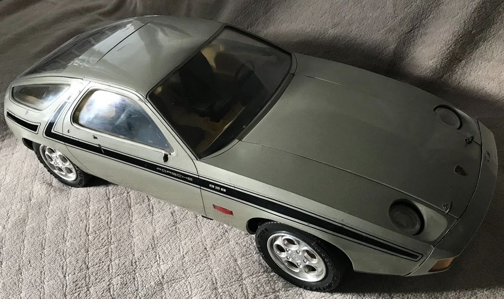 Rico Porsche 928, Länge 55 cm! Defekt (Defekt) in Basel für CHF 49 ...