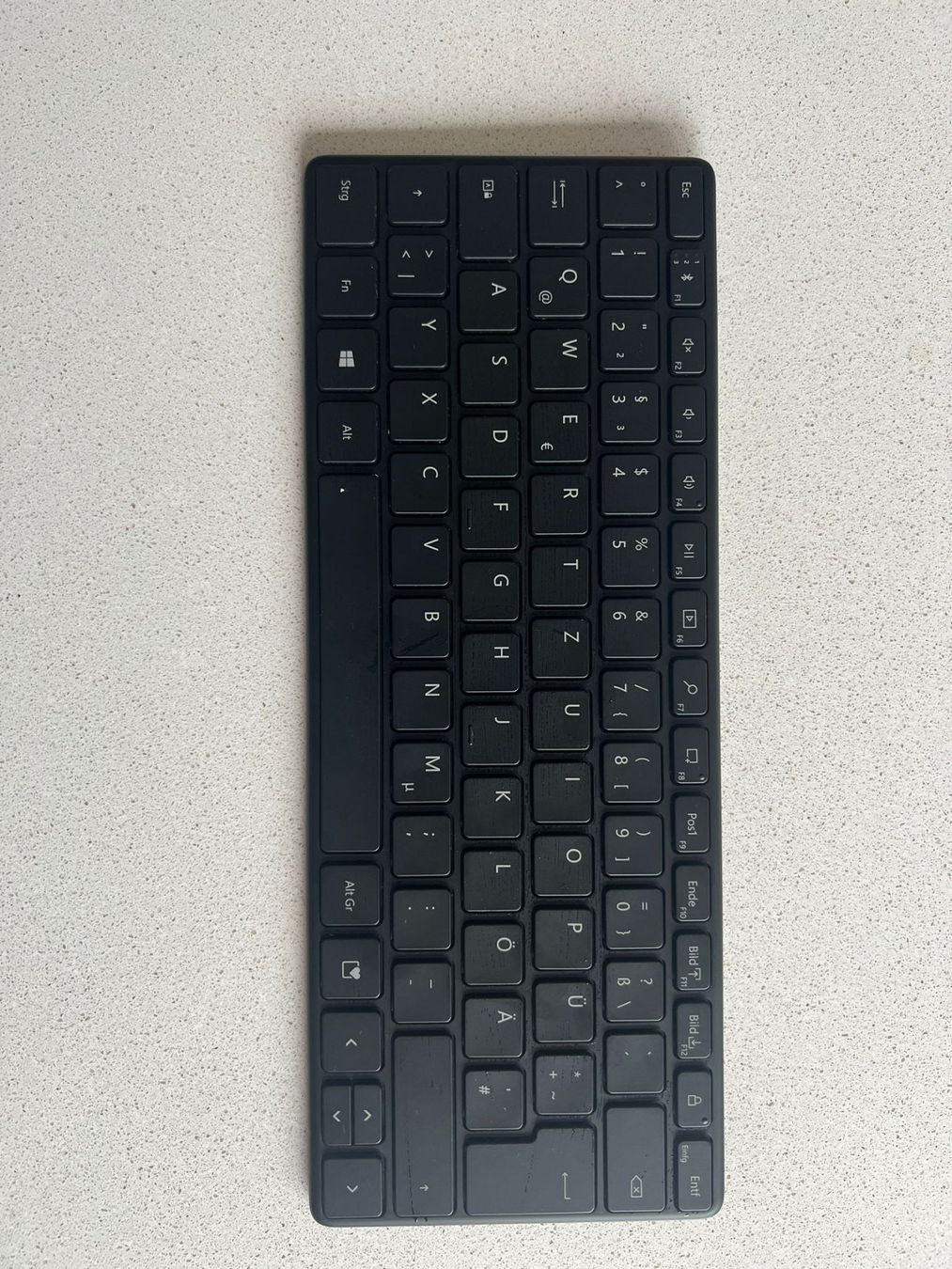 Verkaufe ein Microsoft Designer Compact Keyboard mit deutsch (Gebraucht ...