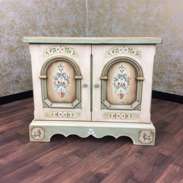 Kleines Schrankchen Vintage