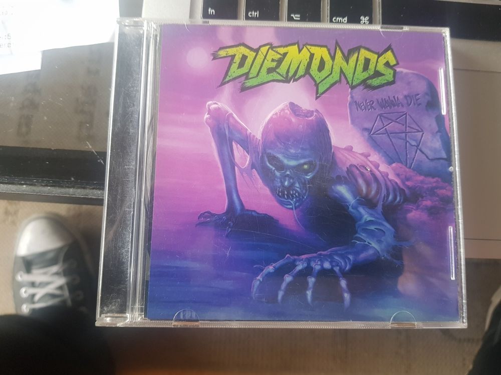 Diemonds - Never wanna die CD (Gebraucht) in Grône für CHF 5 – mit ...